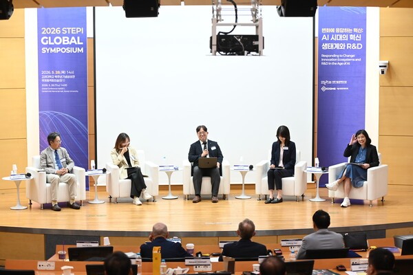 AI 시대 혁신의 해법은 ‘기술’ 아닌 ‘생태계’